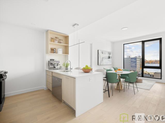 2 BR, 2 BA Apartment 622 11 Th Avenue, Unit 701, New York, NY 10036