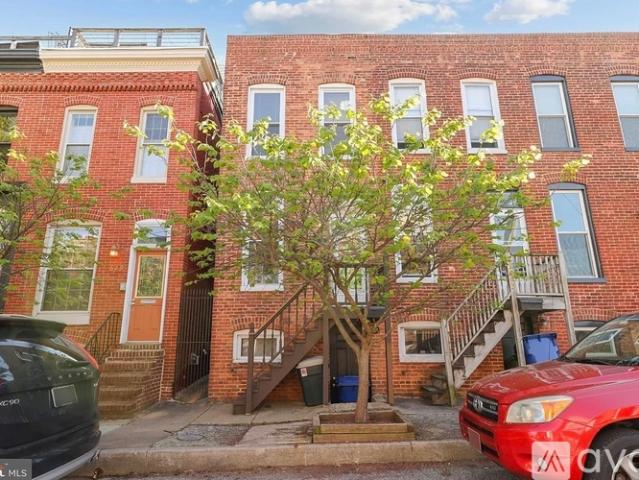 2 BR, 2 BA Apartment 627 Harvey St, Unit Main, Baltimore, MD 21230