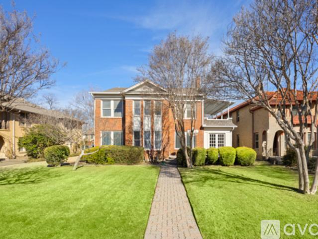 2 BR, 2 BA Apartment 6241 Richmond Avenue, Unit Lower #1, Dallas, TX 75214