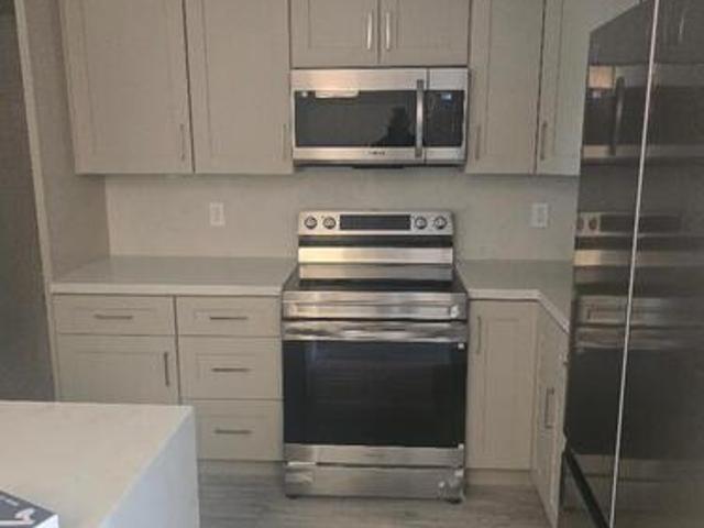 2 BR, 2 BA Apartment 633 S Indian Hill Blvd, Unit D, Claremont, CA 91711
