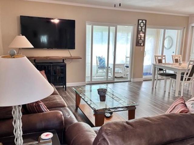 2 BR, 2 BA Apartment 6318 7th Ave W, Unit None, Bradenton, FL 34209