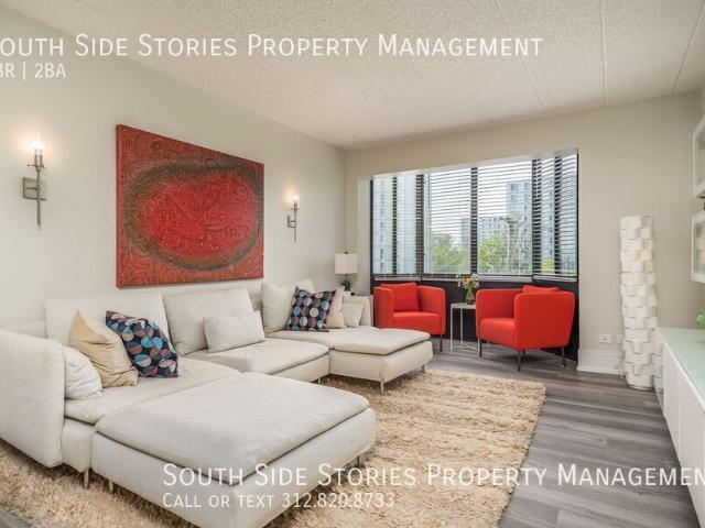 2 BR, 2 BA Apartment 637 E Woodland Park, Chicago, IL 60616