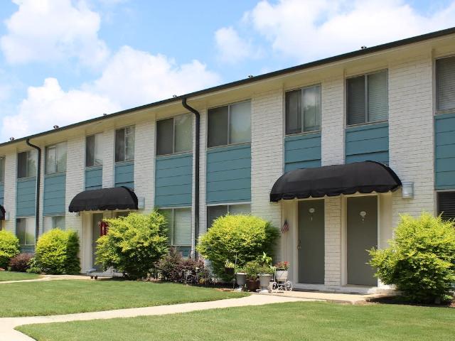 2 BR, 2 BA Apartment 6352 Karen Davie Dr NW Unit 6219R, Huntsville, AL 35806