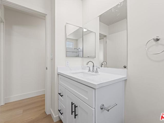 2 BR, 2 BA Apartment 635 Westmount Drive, West Hollywood, CA 90069