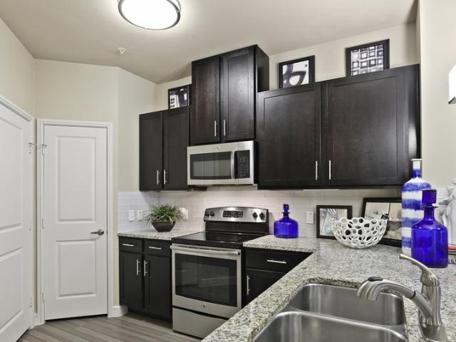 2 BR, 2 BA Apartment 6 North, Allen, TX 75013