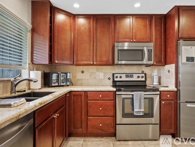 2 BR, 2 BA Apartment 7430 E Chaparral Rd, Unit 235A, Scottsdale, AZ 85250