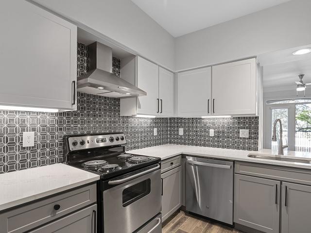 2 BR, 2 BA Apartment 7500 Kirby Drive Unit 1130, Houston, TX 77030