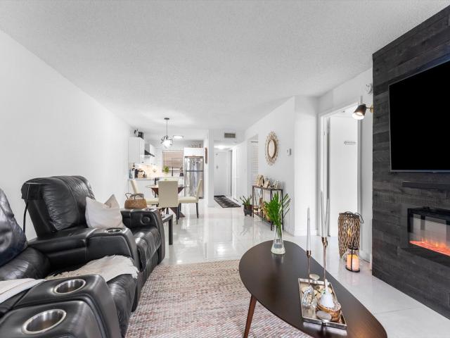 2 BR, 2 BA Apartment 7500 Northwest 30th Place, Sunrise, FL 33313