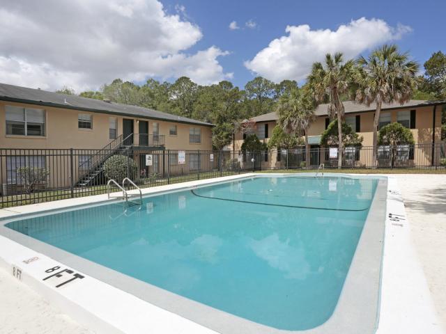 2 BR, 2 BA Apartment 7514 Hogan Road Unit 0604, Jacksonville, FL 32216