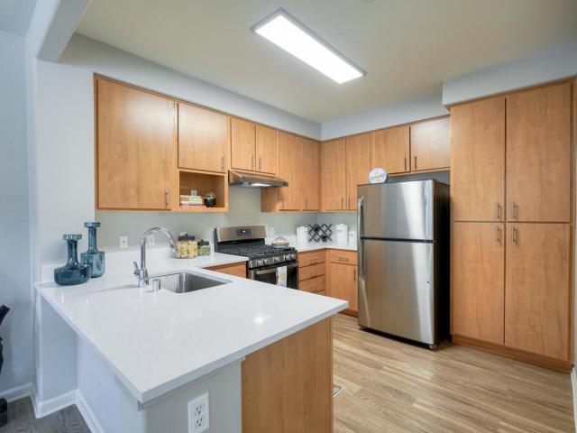 2 BR, 2 BA Apartment 751 Central Park Drive Unit 1424, Roseville, CA 95678