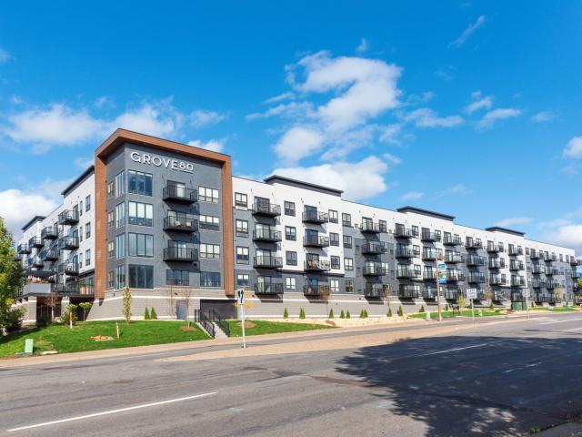 2 BR, 2 BA Apartment 7550 80th Street South Unit 403, Cottage Grove, MN 55016