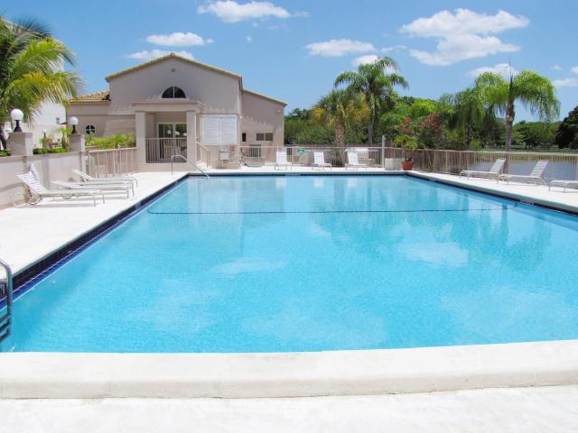 2 BR, 2 BA Apartment 7555 SW 152nd Ave Unit D D408, Miami, FL 33193