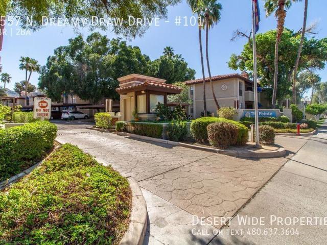 2 BR, 2 BA Apartment 7557 N. Dreamy Draw Drive, Phoenix, AZ 85020
