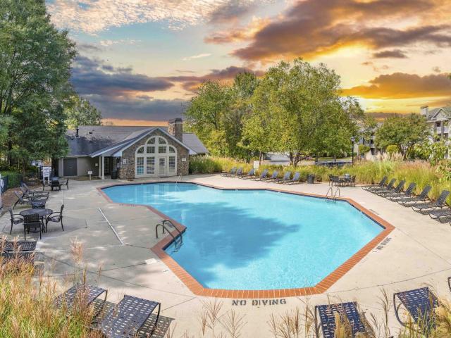 2 BR, 2 BA Apartment 7601 7820 Holliswood Court Unit 000601, Charlotte, NC 28217