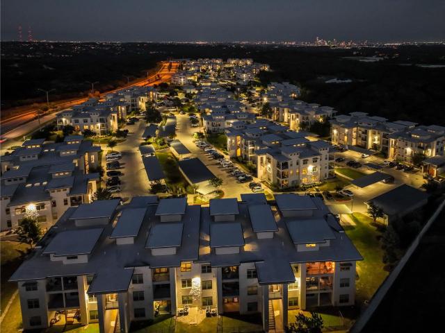 2 BR, 2 BA Apartment 7624 Tecoma Circle Unit 1205, Austin, TX 78735