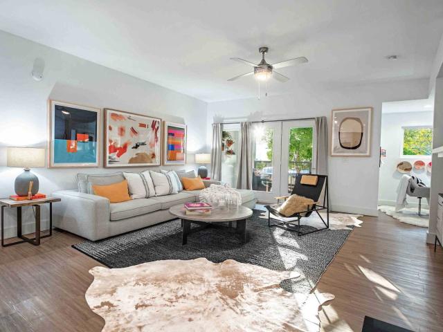 2 BR, 2 BA Apartment 7700 Greenway Blvd Unit J 304, Dallas, TX 75209