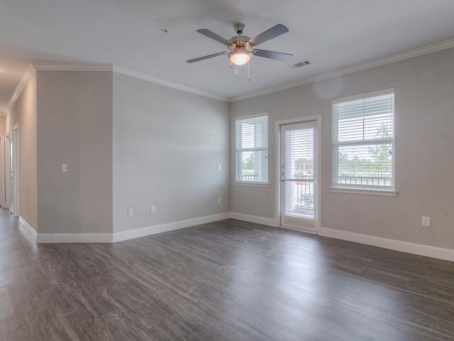 2 BR, 2 BA Apartment 7711 FM 3180 Rd Suite 2102 Unit 1302, Baytown, TX 77523