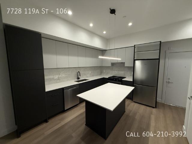 2 BR, 2 BA Apartment 7728 119a St, Delta, BC V4C 6N6