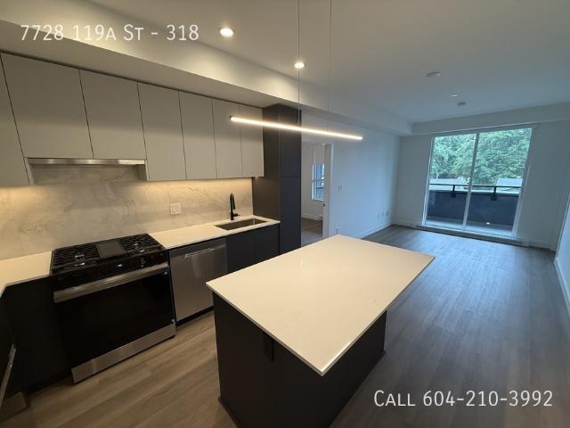 2 BR, 2 BA Apartment 7728 119a St, Delta, BC V4C 6N6