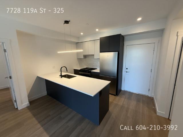 2 BR, 2 BA Apartment 7728 119a St, Delta, BC V4C 6N6
