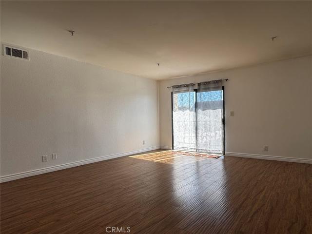 2 BR, 2 BA Apartment 77 North Holliston Avenue, Pasadena, CA 91106