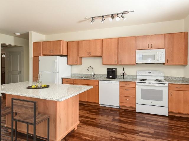 2 BR, 2 BA Apartment 7800 W Encanto Blvd Unit 7 104, Phoenix, AZ 85035