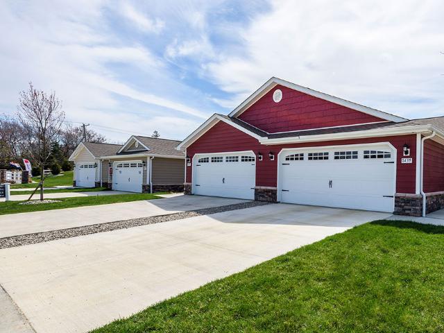 2 BR, 2 BA Apartment 780 Violet Ave Unit 769D, Akron, OH 44321