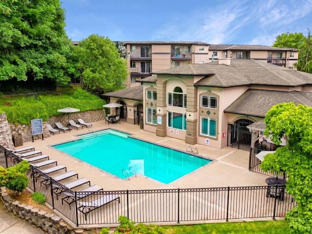 2 BR, 2 BA Apartment 7828 Southeast Aspen Summit Drive Unit 095, Portland, OR 97266