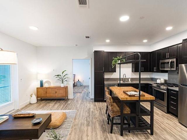 2 BR, 2 BA Apartment 7847 Mission Gorge Road Unit E308, Santee, CA 92071