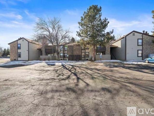 2 BR, 2 BA Apartment 7870 West 87th Drive, Unit E, Arvada, CO 80005