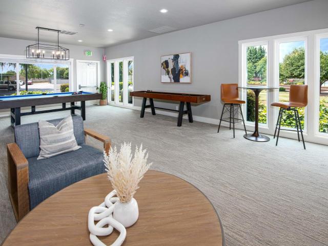 2 BR, 2 BA Apartment 7928 La Riviera Drive Unit 048, Sacramento, CA 95826