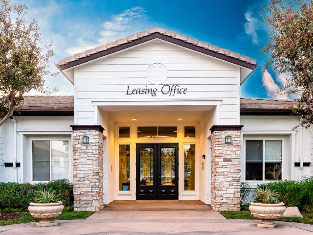 2 BR, 2 BA Apartment 7950 Etiwanda Avenue Unit 24208, Rancho Cucamonga, CA 91739