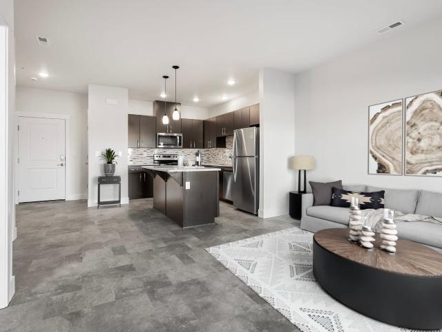 2 BR, 2 BA Apartment 7960 West 10th Avenue Unit 338, Kennewick, WA 99336