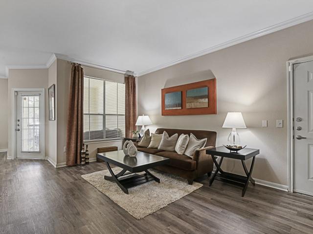 2 BR, 2 BA Apartment 799 Normandy Street Unit 1106, Houston, TX 77015