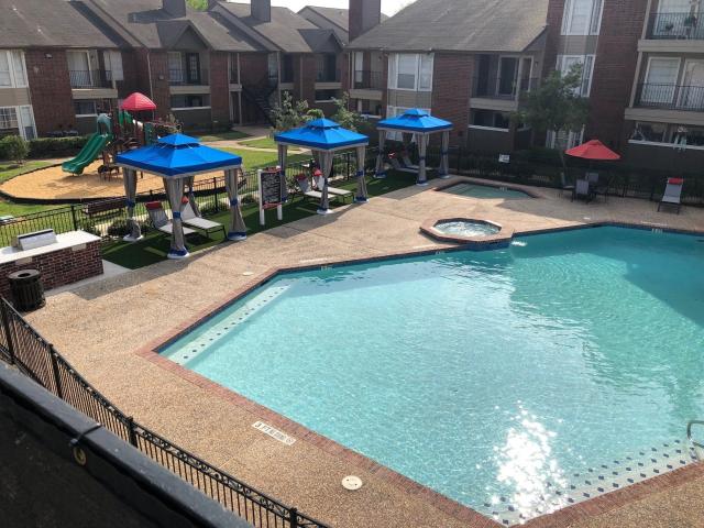 2 BR, 2 BA Apartment 7000 Cook Road Unit 0407, Houston, TX 77072