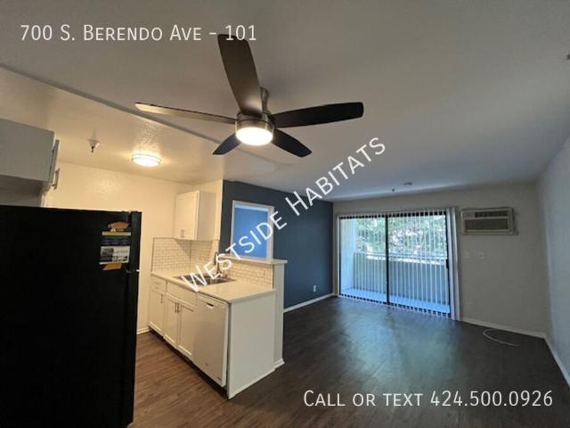 2 BR, 2 BA Apartment 700 S. Berendo Ave, Los Angeles, CA 90005