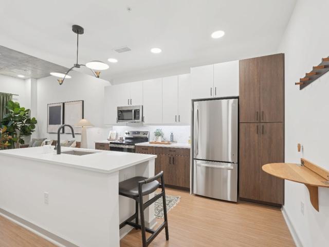 2 BR, 2 BA Apartment 701 Washington Street Unit 566, Durham, NC 27701