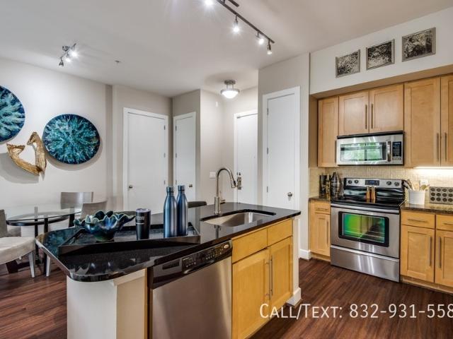 2 BR, 2 BA Apartment 701 Attingham Dr, Houston, TX 77024