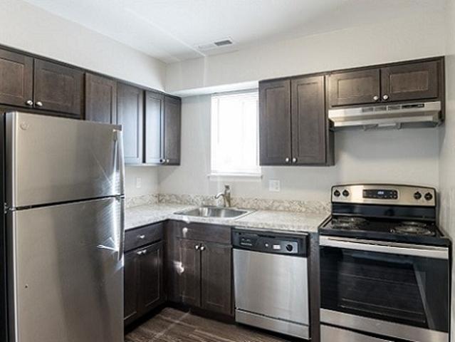 2 BR, 2 BA Apartment 701 Fern Valley Circle Unit 10, Catonsville, MD 21228
