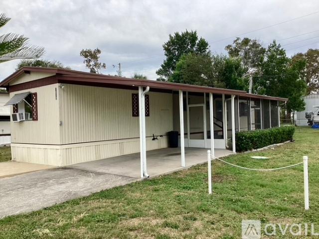2 BR, 2 BA Apartment 7032 Commons Boulevard, Port Richey, FL 34668