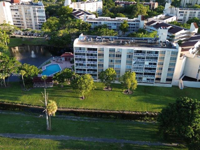 2 BR, 2 BA Apartment 7051 Environ Boulevard, Lauderhill, FL 33319