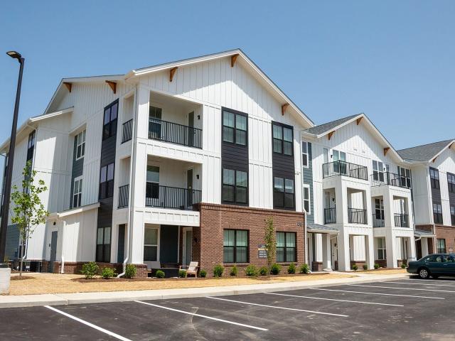 2 BR, 2 BA Apartment 7071 Helm Street Unit 4300, Whitestown, IN 46075
