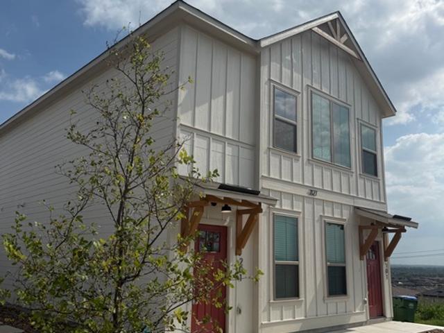 2 BR, 2 BA Apartment 7127 Magnolia Creek, San Antonio, TX 78252