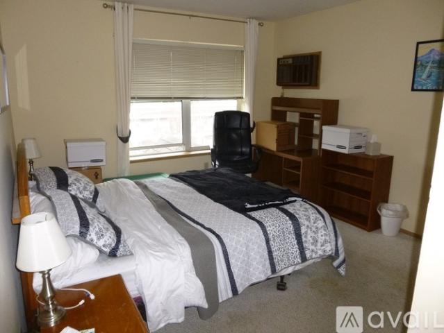 2 BR, 2 BA Apartment 714 Cascade Avenue, Unit 12, Hood River, OR 97031