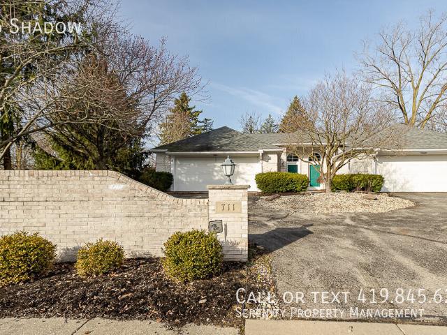 2 BR, 2 BA Apartment 715 Shadow, Toledo, OH 43615
