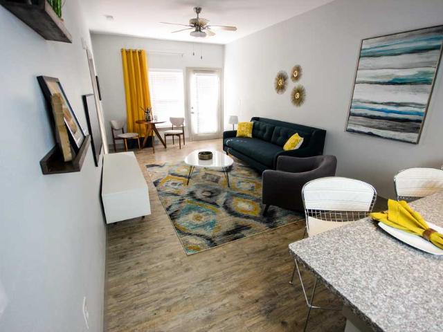 2 BR, 2 BA Apartment 718 E Georgia St Unit 157, Indianapolis, IN 46202
