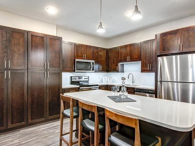 2 BR, 2 BA Apartment 7201 West 80th Street Unit 330, Overland Park, KS 66204