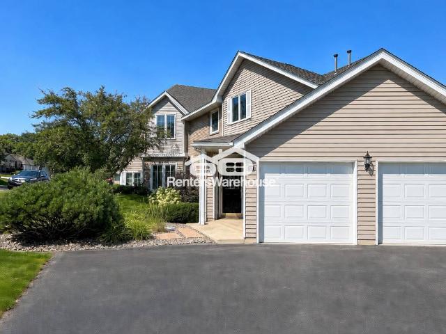 2 BR, 2 BA Apartment 7226 Hunters Run, Eden Prairie, MN 55346
