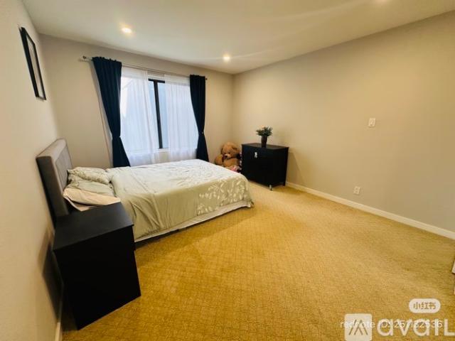 2 BR, 2 BA Apartment 7226 Shelter Creek Lane, Unit 1, San Bruno, CA 94066