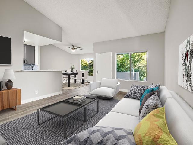 2 BR, 2 BA Apartment 7240 Corbin Avenue Unit 110, Reseda, CA 91335